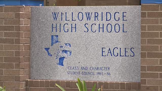 Willowridge High School to reopen in January after mold issue