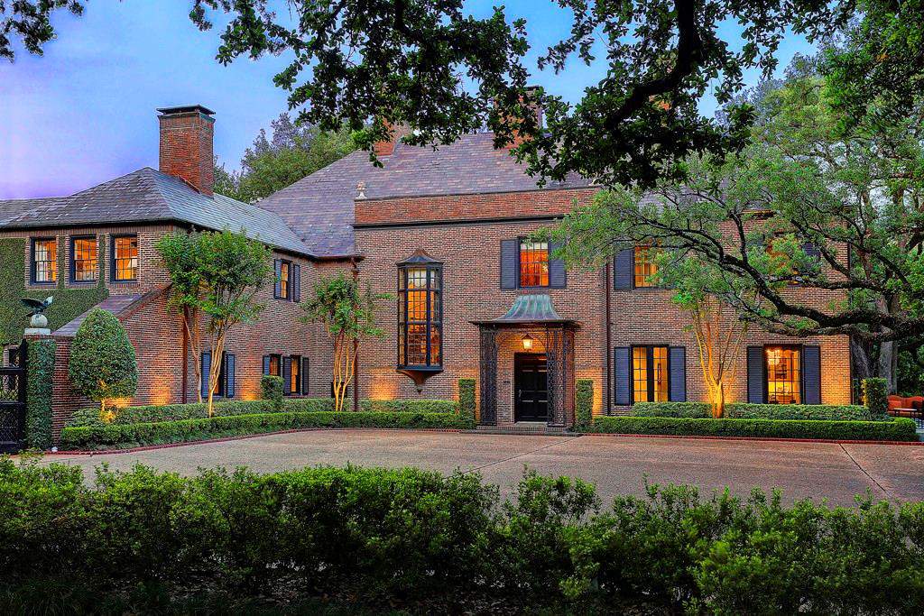 Take a look inside this historical Houston mansion with landscaped ...
