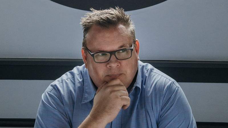 Here 2 Help: Famed restaurateur, James Beard Award winner Chris ...